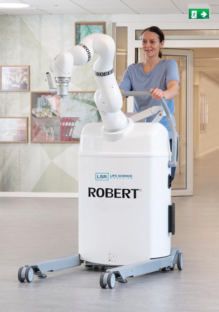 Modernster Therapieroboter Robert - Physioaspect Linke GmbH